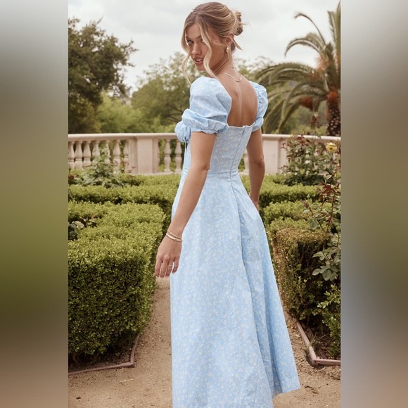 House of CB | Dresses | House Of Cb Tallulah Blue Ivory Floral Puff ...